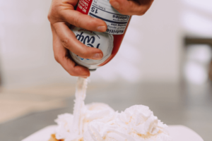 How Long Whipped Cream Last? How to Tell If It's Bad
