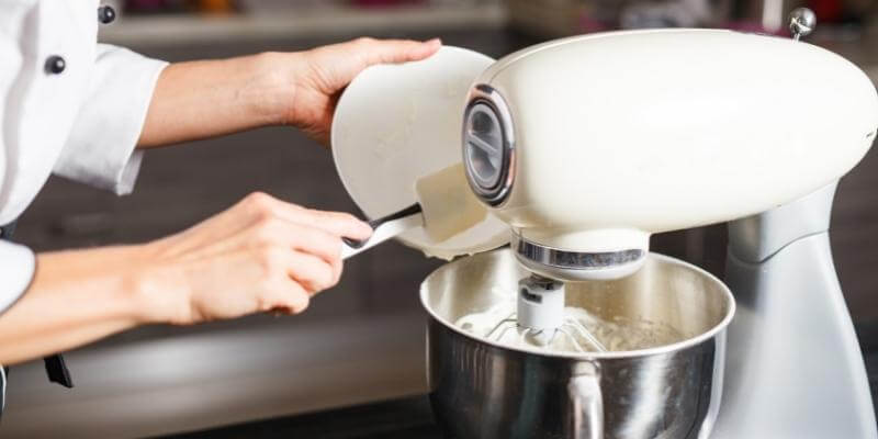 8 Best Stand Mixers for Bread Dough (Picks of 2024)