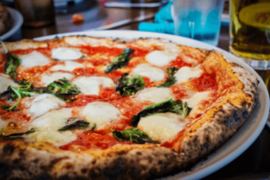 5 Easy Steps to Make Delicious Pizza in a Smoker