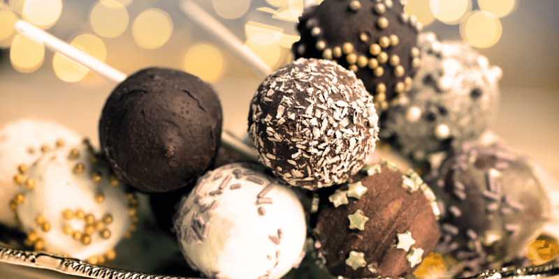 How to Use Cake Pop Mold (6 Easy Steps + FAQs)