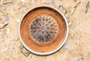 4 Tried & True Ways to Remove Rust from Baking Pans