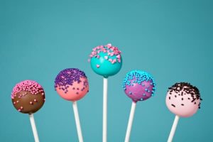 How to Store Naked and Decorated Cake Pops (Storage Tips)