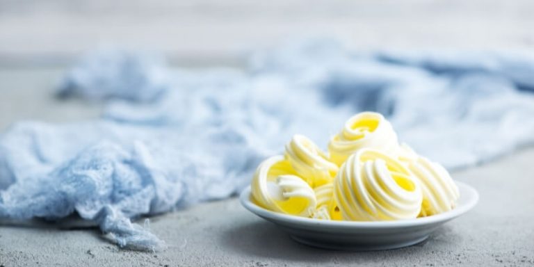 What is Oleo in Baking (And Why It was Illegal)