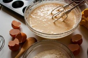 What is the Best Oil for Baking Cakes and Reasons Why